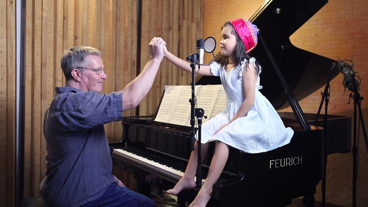 “My Favorite Things” (Sound of Music) Emilie & Dad - YouTube