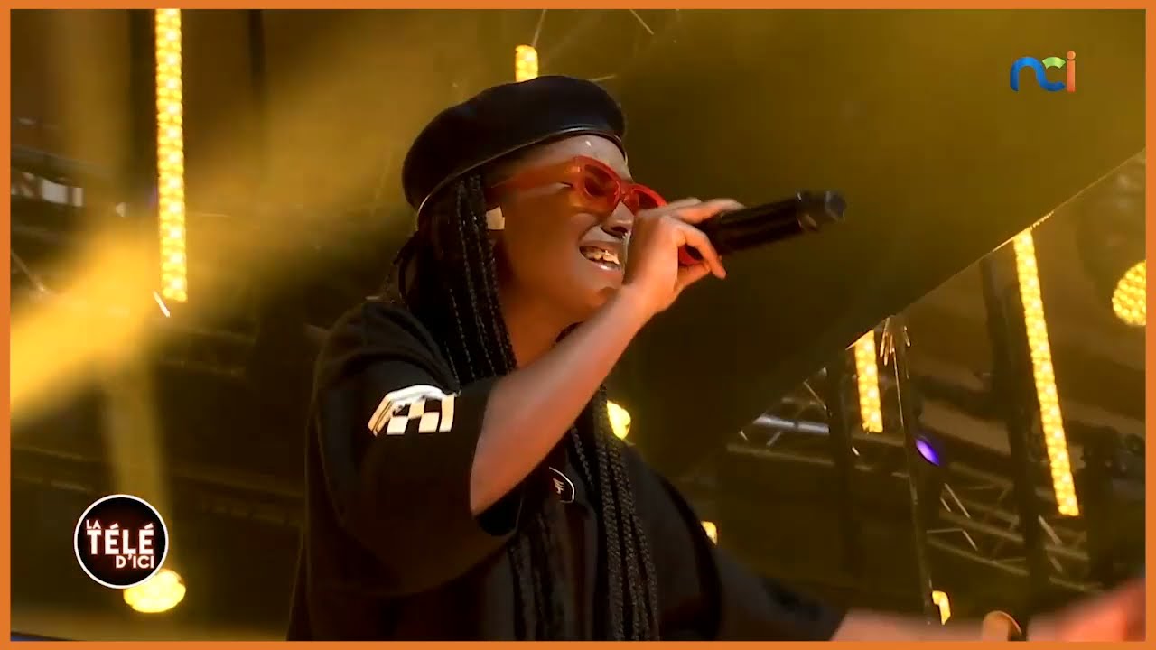 Mosty en live sur la scène de La Télé d'Ici - YouTube