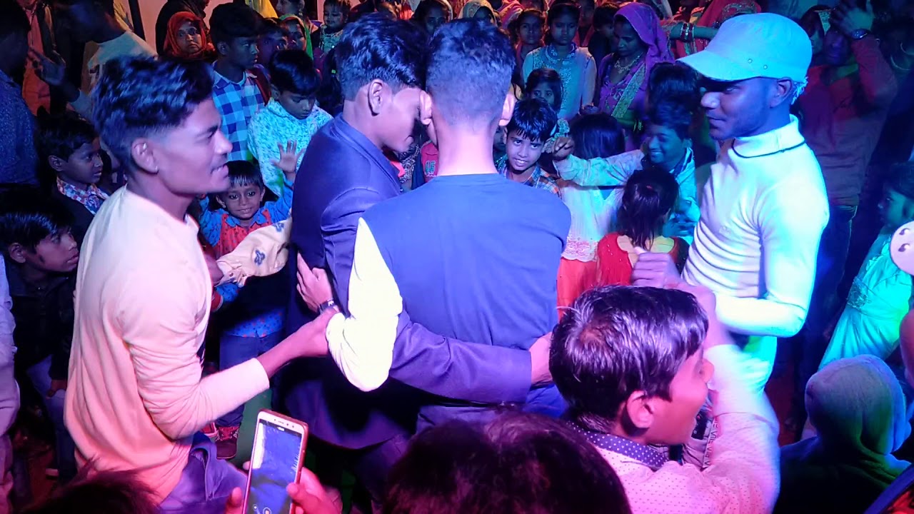 Best DJ dancer - YouTube