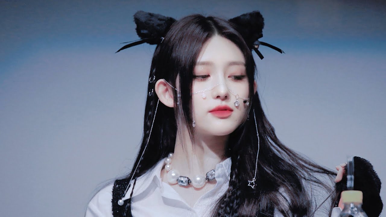 Hensonn - Fear (아이브 가을) - YouTube