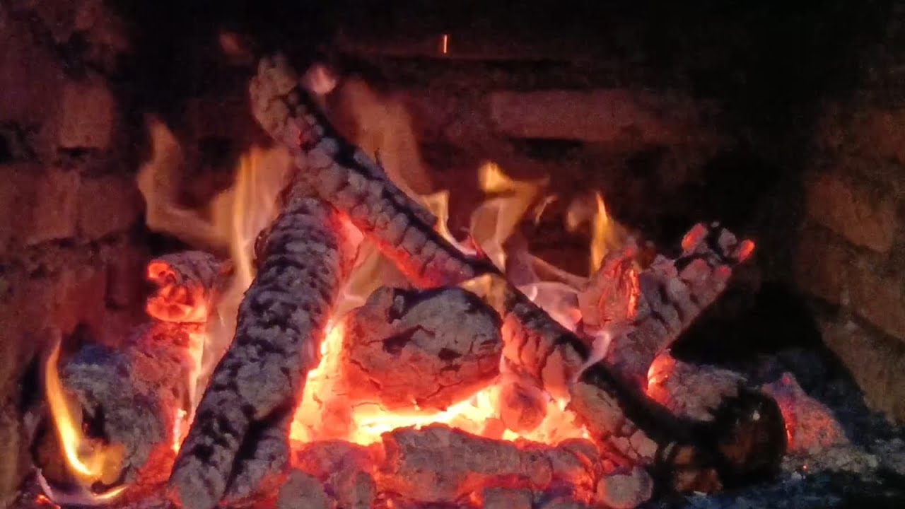 FIREPLACE SOUNDS TO REDUCE STRESS BEFORE SLEEP 🔥AUTUMN FIREPLACE ...