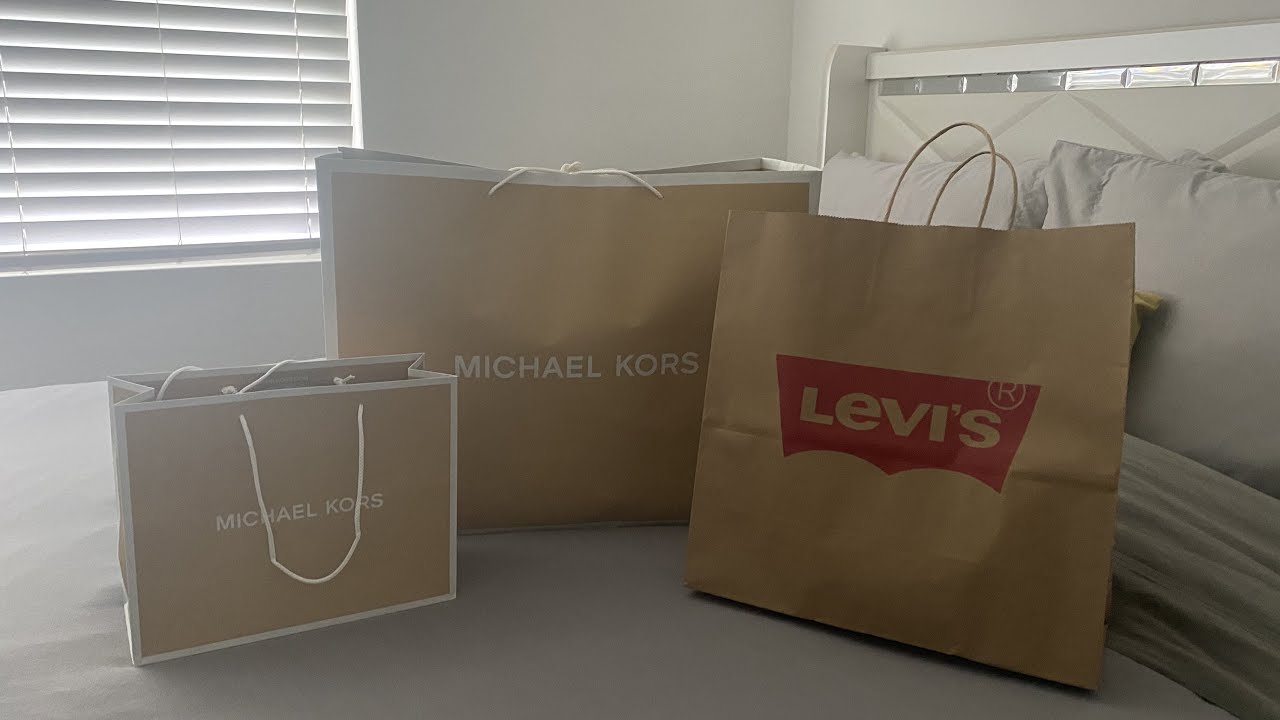 #fashion: What Inside in the Paper bags - YouTube