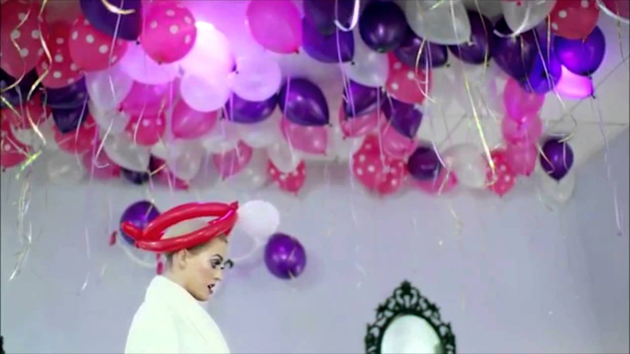 Katy Perry Concert Candy FUNNY MOMENTS [HD] - YouTube