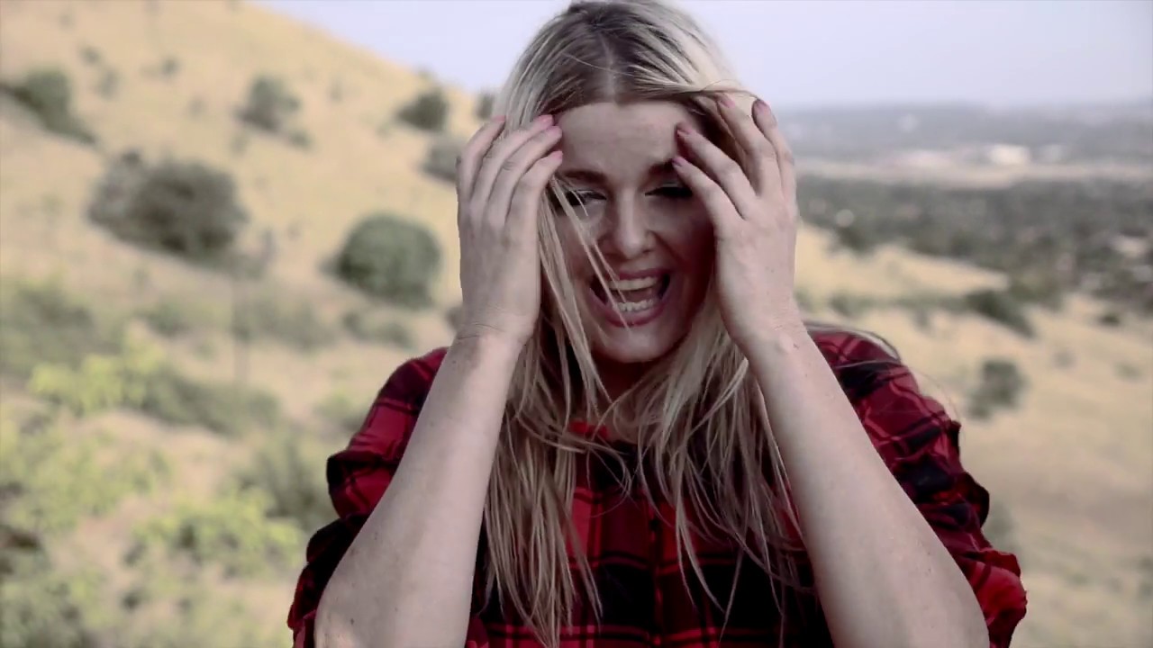 Ek is vry - Rea le Roux - As seen on KykNet TV - YouTube