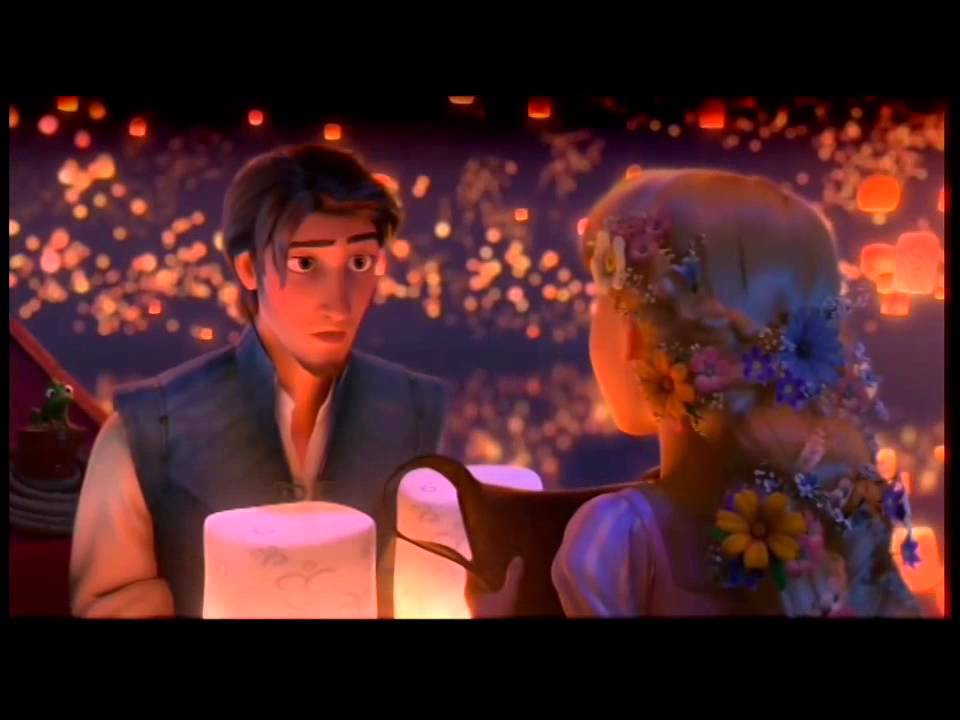 Welsh Angel ... I see the Light from Tangled (in Welsh) - YouTube