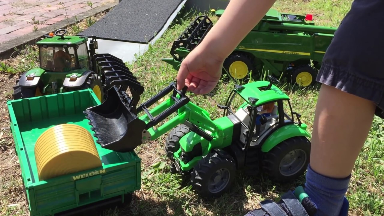 BRUDER JOHN DEERE Combine Harvester ♦ BRUDER Toys Farm Gear for ...