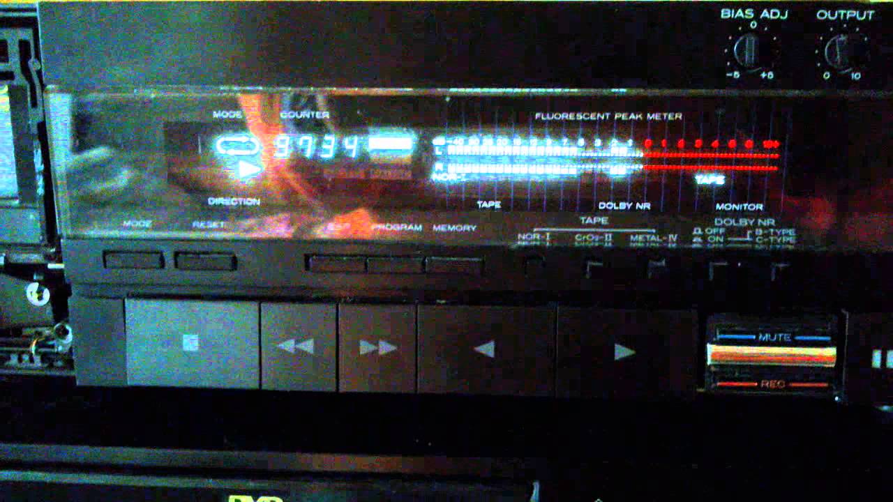 Hitachi D-X8 - YouTube