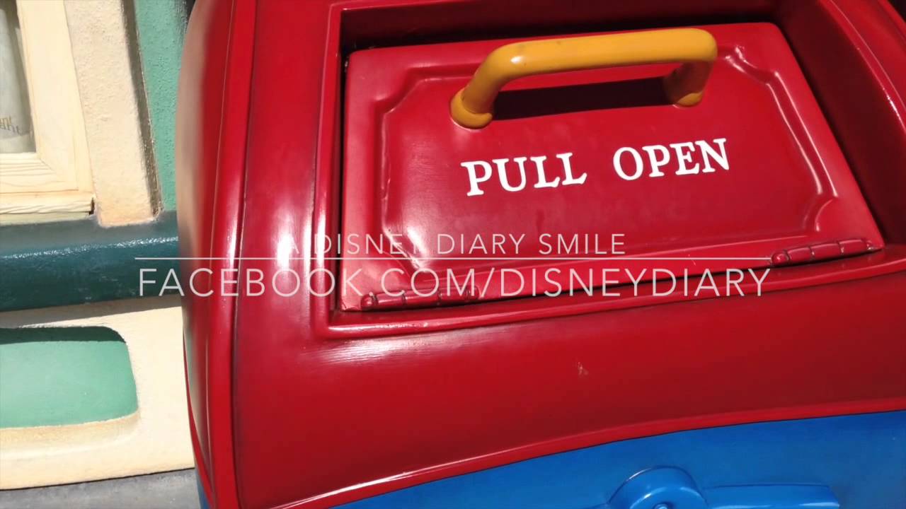 Mailing a letter at Disneyland - YouTube
