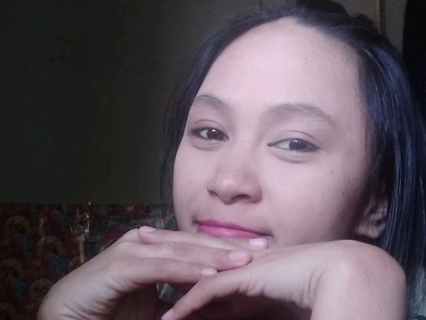 Live Streaming Yuli Yana - YouTube