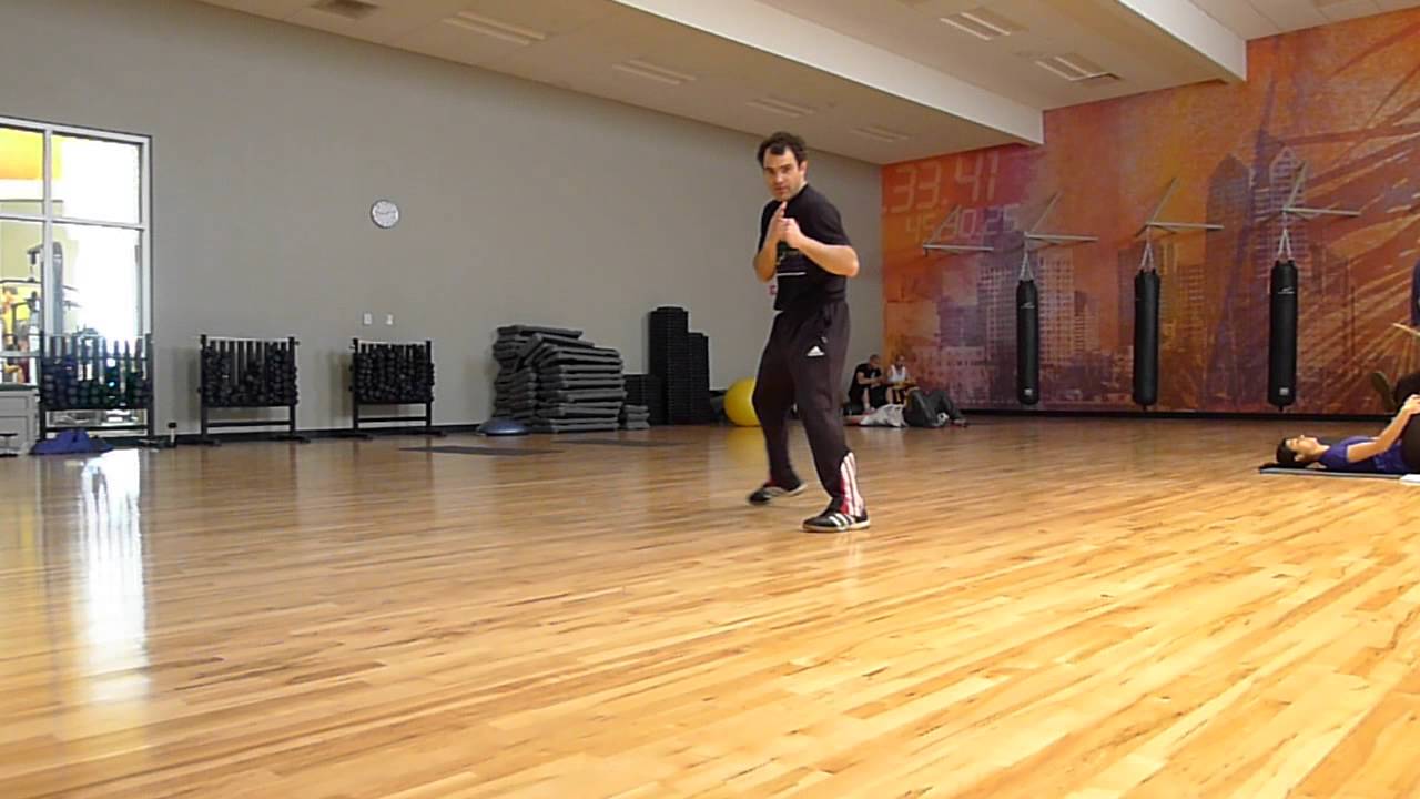 Circling in Boxing (Side Stepping) (Round 4) - YouTube