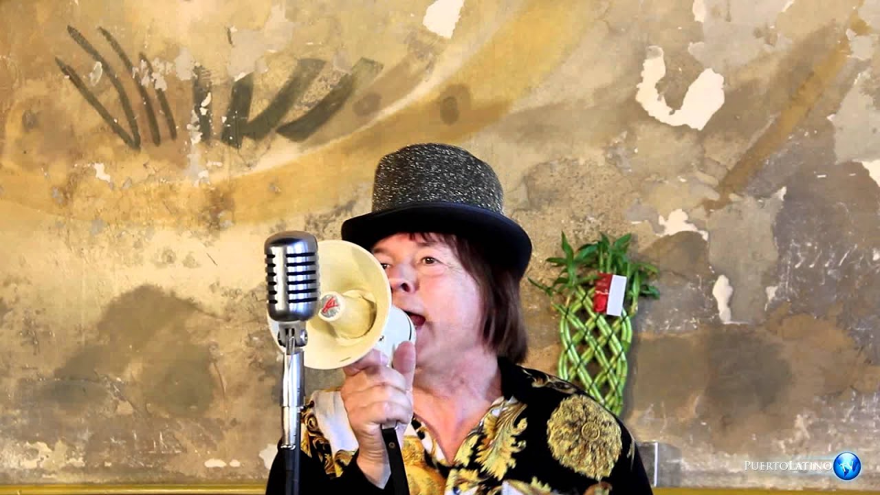 Wally McKey The comedy capers - YouTube