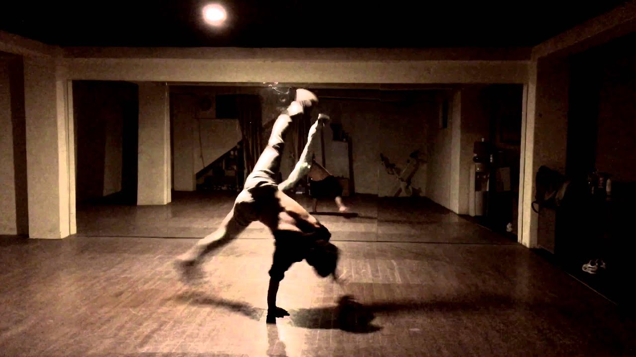 Extreme crew bboy cynical powermove class[ basic combo] YouTube 360p - YouTube
