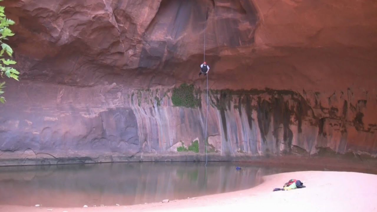 Dave Bench Golden Cathedral Rappel - YouTube