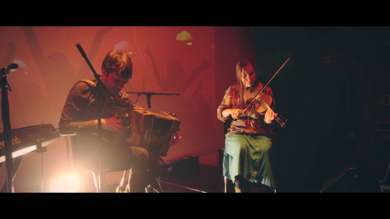 Filippo Gambetta and Emilyn Stam: Scottish for Kathryn - YouTube