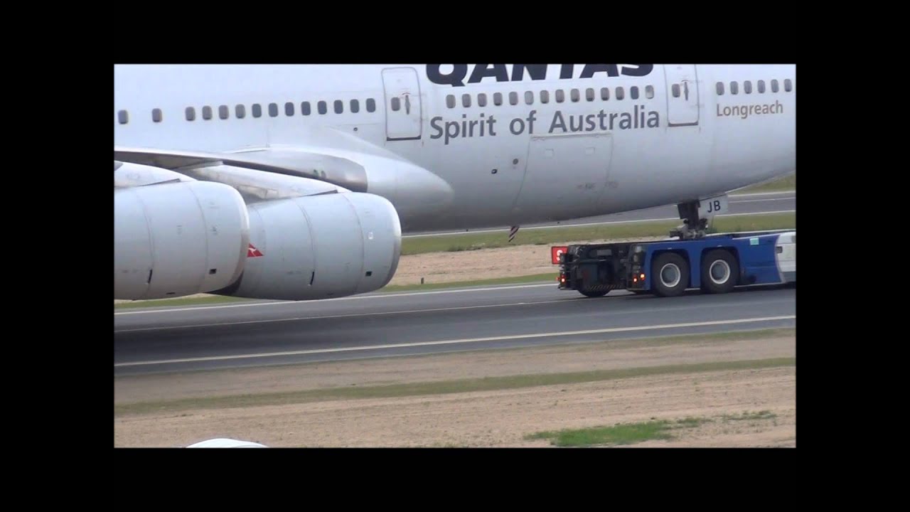 Planespotting Frankfurt (Quantas 747, Malev 737 600, ATR 72) - YouTube