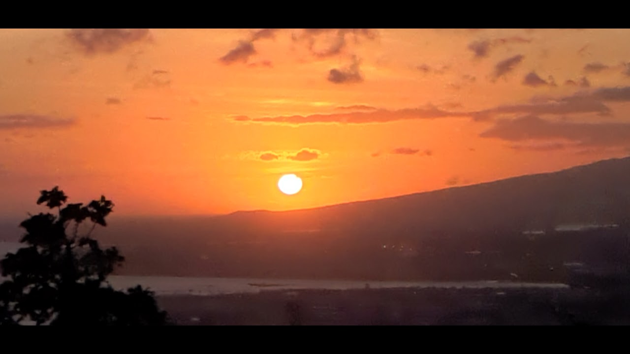 APR-06-2021 Tantalus lookout sunset - YouTube