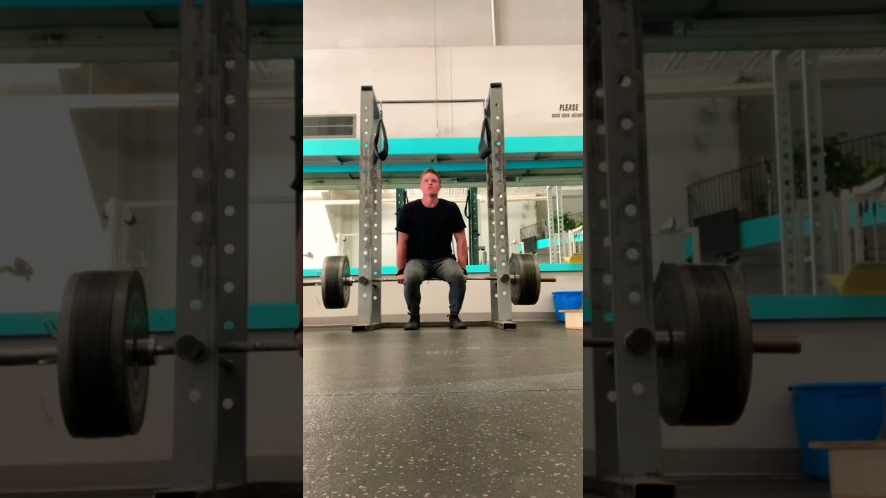 500 pound behind the back rack pull - YouTube