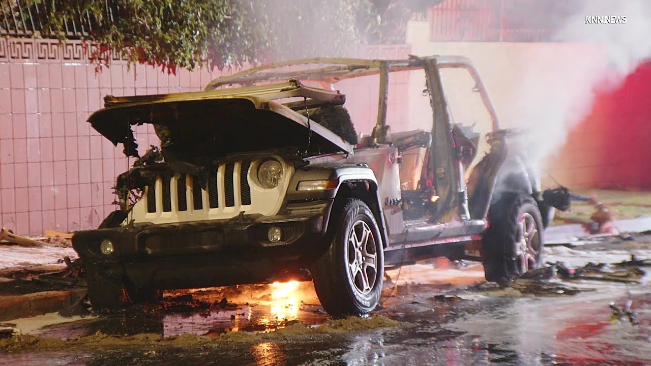 Jeep Found on Fire After Possible Explosion in South Park - YouTube