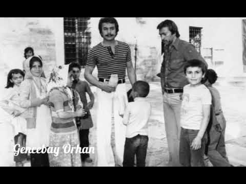Dönmeyen Yıllar 🎵 - Orhan Gencebay 🎶
