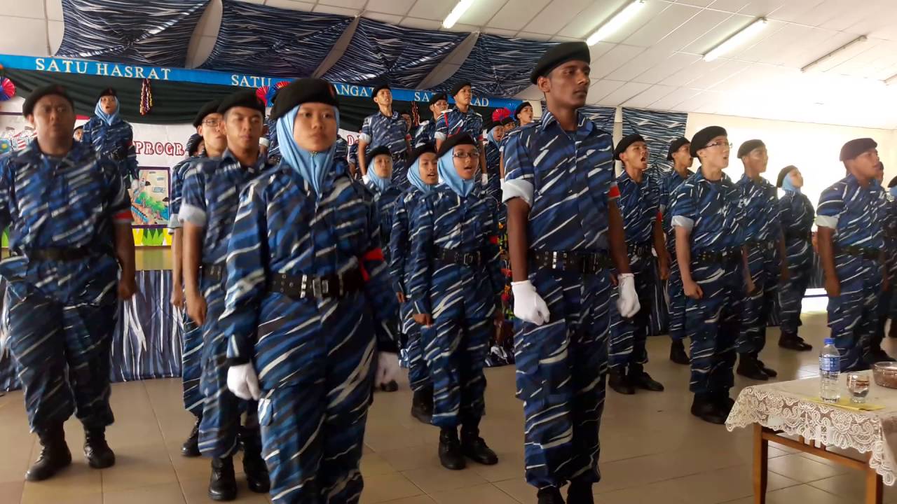 Persembahan War Dance Dari KEM PLKN Teluk Sari 2016 Di Sekakap,Johor ...