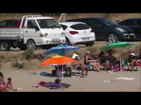 SAHİL GÖÇMENLERDEN ARINDI TATİLCİLERE KALDI