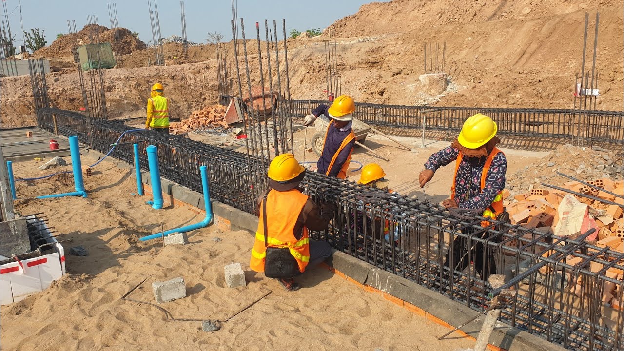 Beam installation almost complete - YouTube