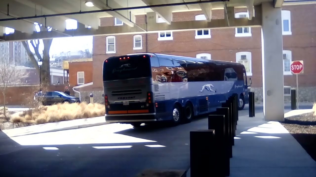 Greyhound Bus 86937 Departing Easton Bus Terminal heading to Scranton ...