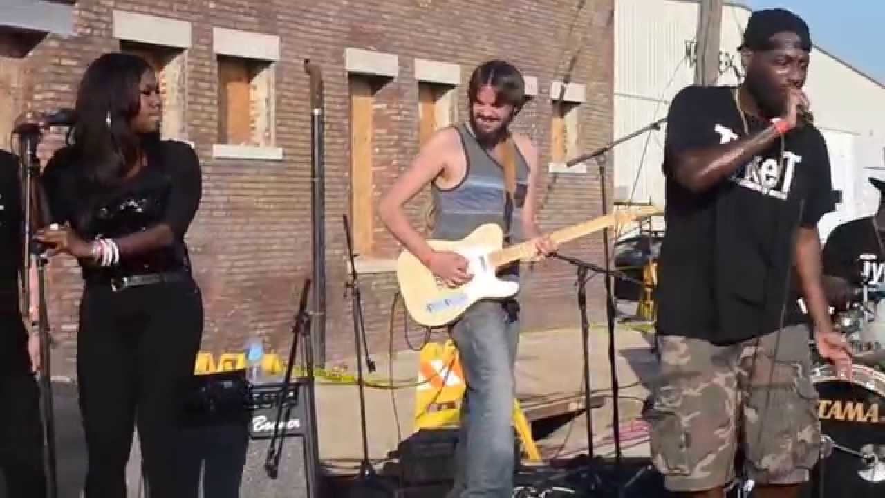 139 Tyke T & 4 Soul I Must Be Doing It Right Live at the River Arts ...