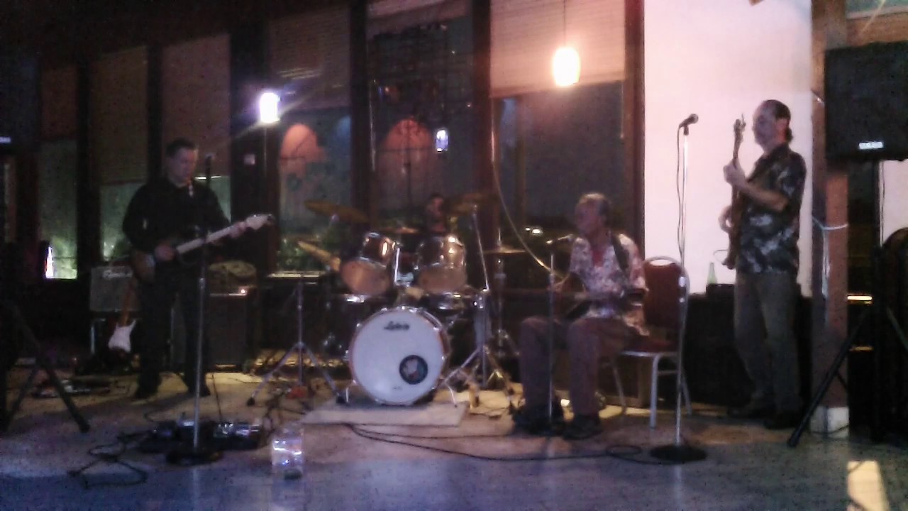 Calvin 'Fuzzy" Samuel 1969 at Jilli'S bar Toledo OH 2017 5 20 - YouTube