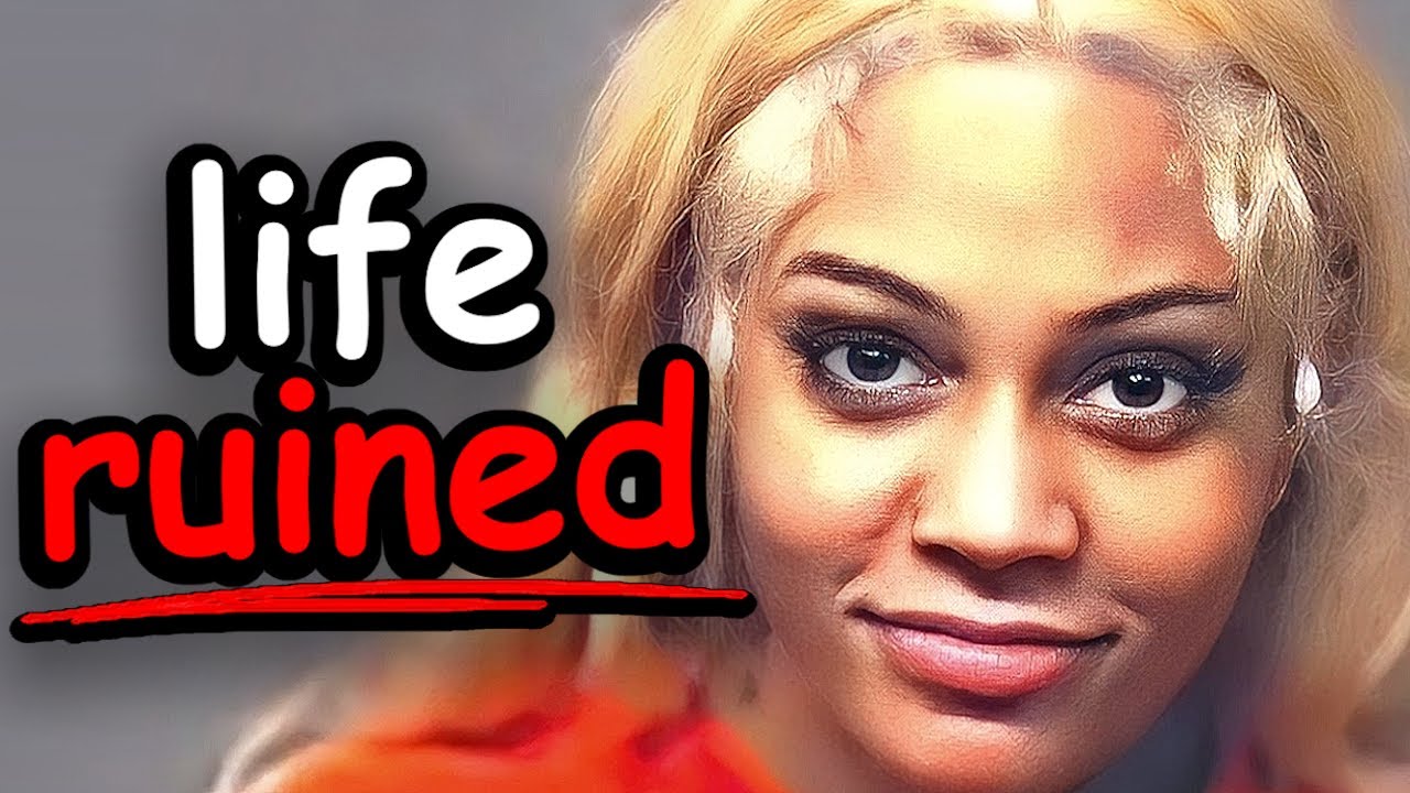 Psycho Streamer Destroys Her Career in 30 Seconds - YouTube
