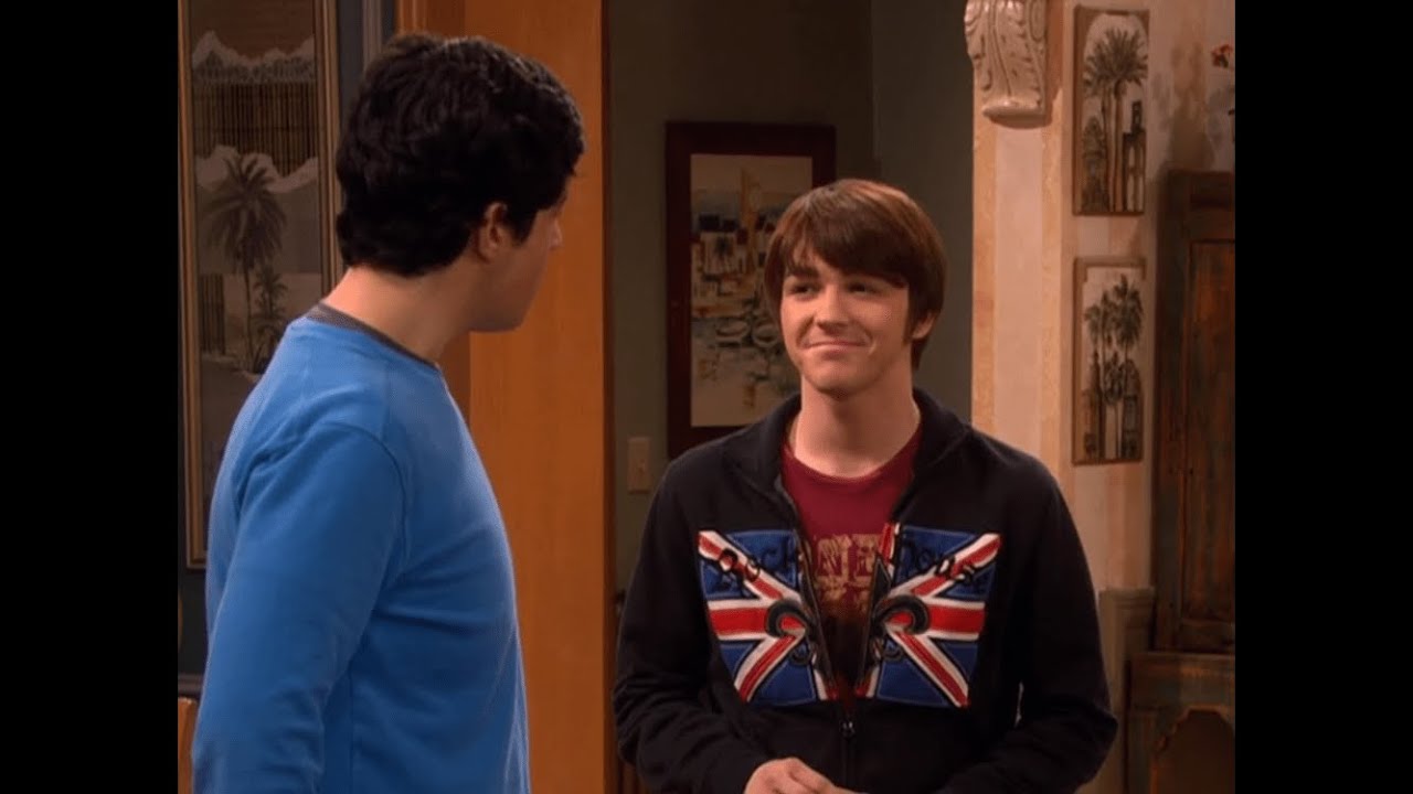 Drake & Josh - Drake & Josh Enjoy Watching Cheerleaders Fight - YouTube