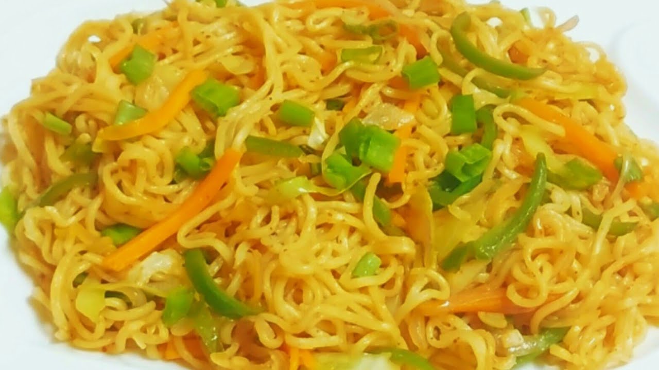 Chinese Style Masala Maggi Recipe || Street Style Masala Maggi ...