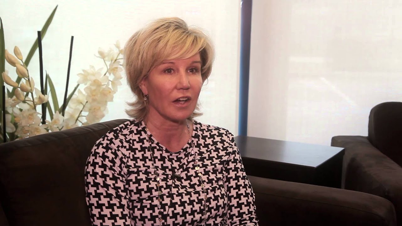 What to expect when visiting Dr. Sapra - YouTube