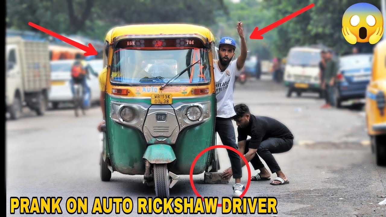 Prank On Auto Rickshaw Driver || MOUZ PRANK - YouTube