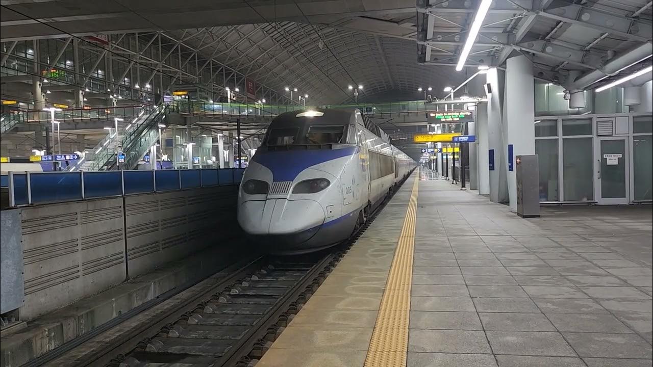 KTX 5호기 행신행 #100열차 광명역 진입 - YouTube