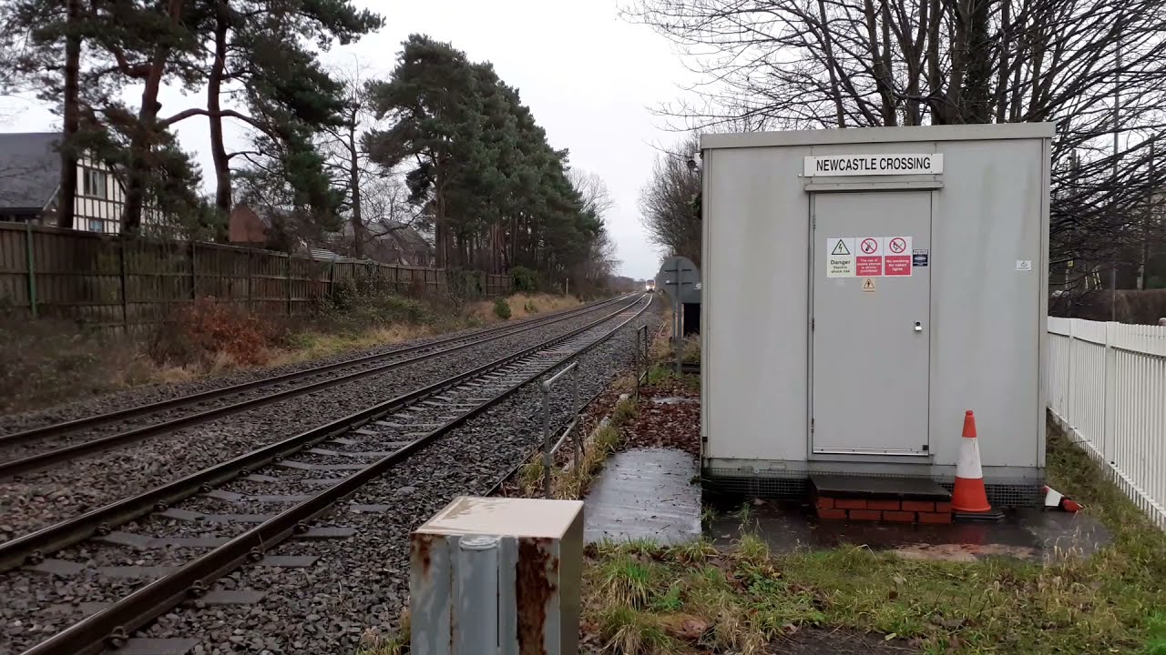 Nantwich (Newcastle Road) Level Crossing - Cheshire - YouTube