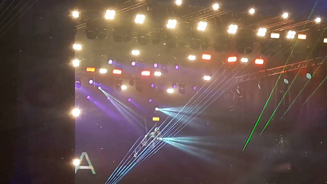 Delia - Da mama .. - YouTube