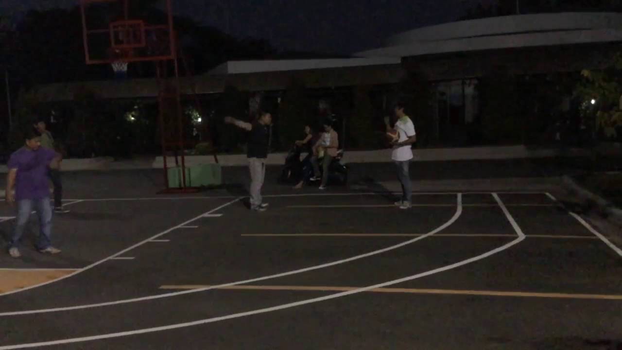 Hoover's Crossover Move - YouTube
