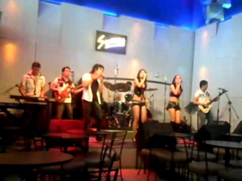 CAUTION BAND - Fire, Only Girl, Celebration & Come Together @ Strumms ...