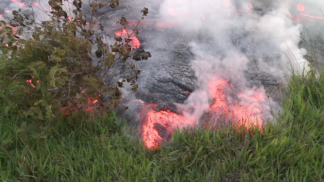 Hawaii Island Puna lava flow close up ( 10-24-2014) - YouTube
