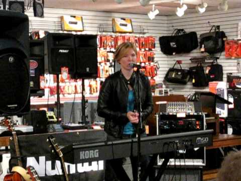 Laura Clapp at Bam for TC Helicon - YouTube