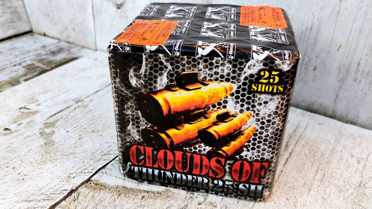 Clouds Of Thunder 25 Shots | Pyrostar | Broekhoff Vuurwerk - YouTube