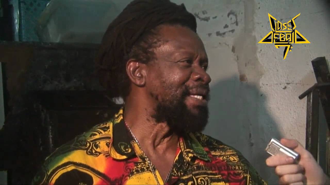 Errol Flabba Holt - Roots Radics - Entrevista - www.clasesdebajo.com ...