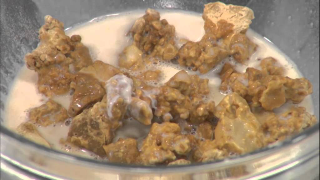 אורן בקר מראה לנו איך מכינים טארטים בסגנון אחר בעזרת מיקסר DAVO MIX ...