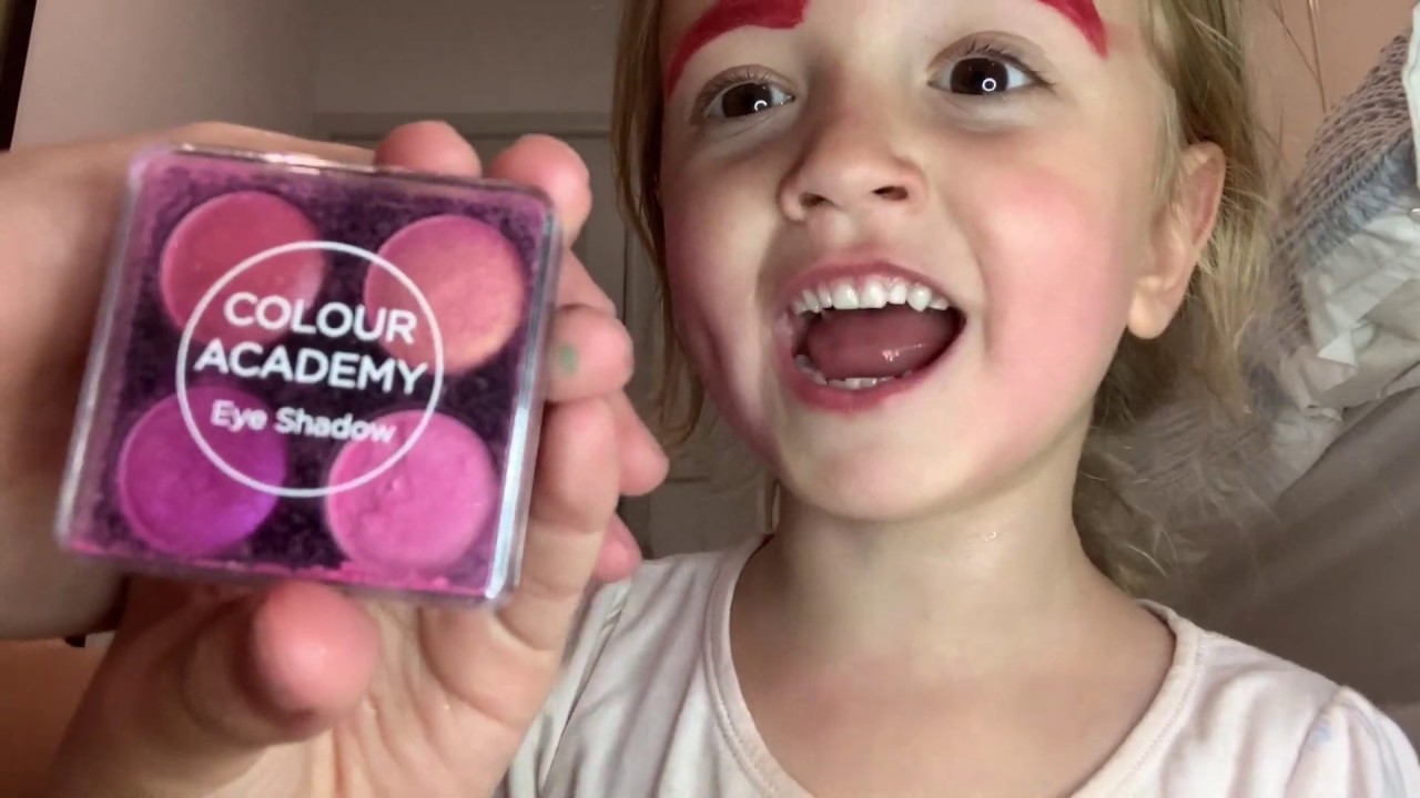 POPPYS MAKEUP TUTORIAL!! - YouTube
