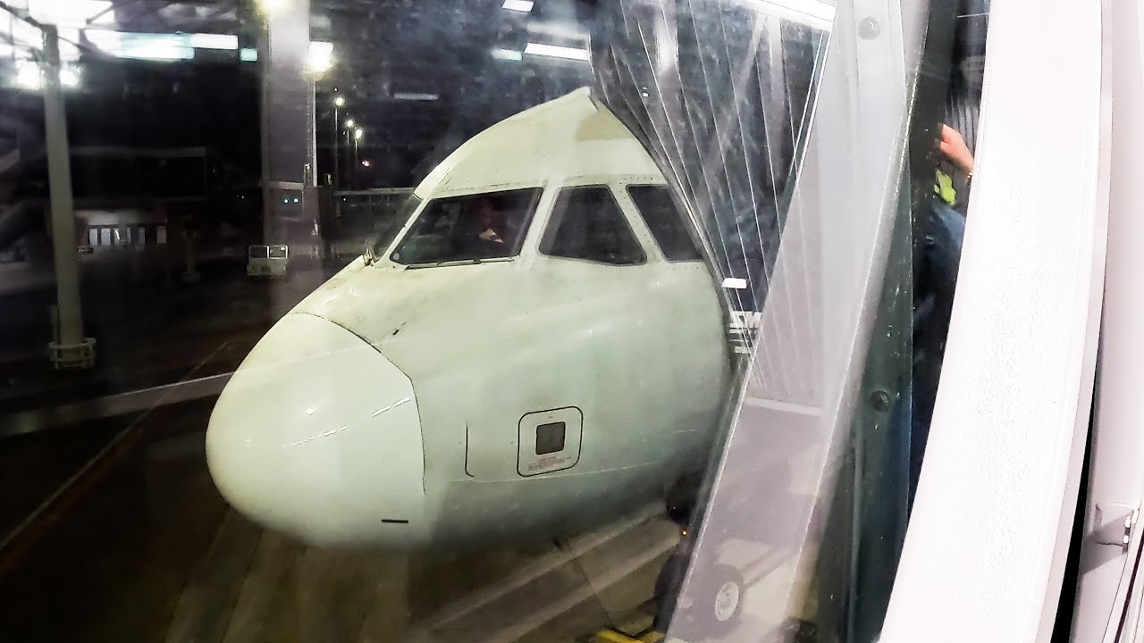 Airbus A320, MACAPÁ-MCP, Latam, Decolando Para Belém-BEL, Assento 22A ...