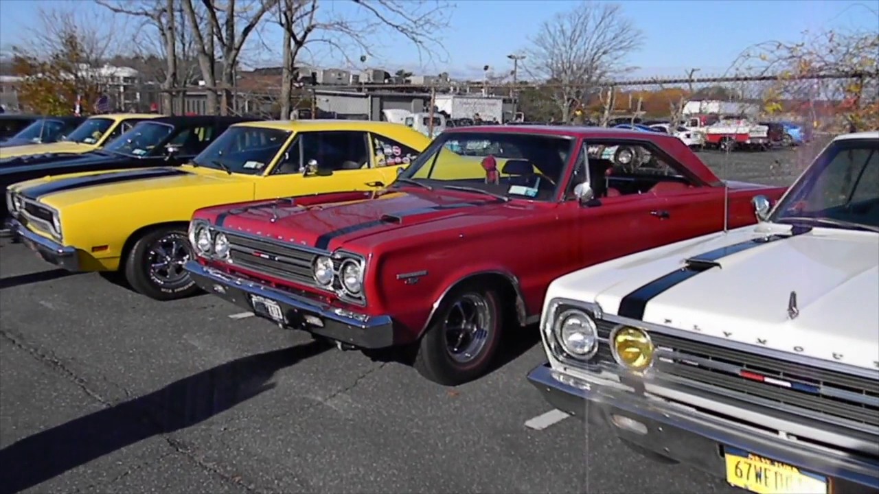 Long Island Mopar`s Car Show 11:27:16 - YouTube