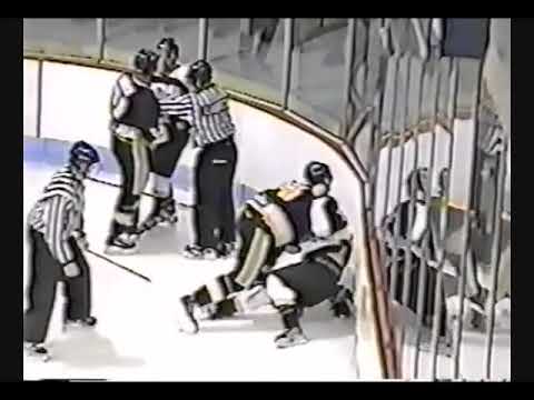 David Dartsch vs Chad Gagnon LHSPQ 29 11 01 - YouTube