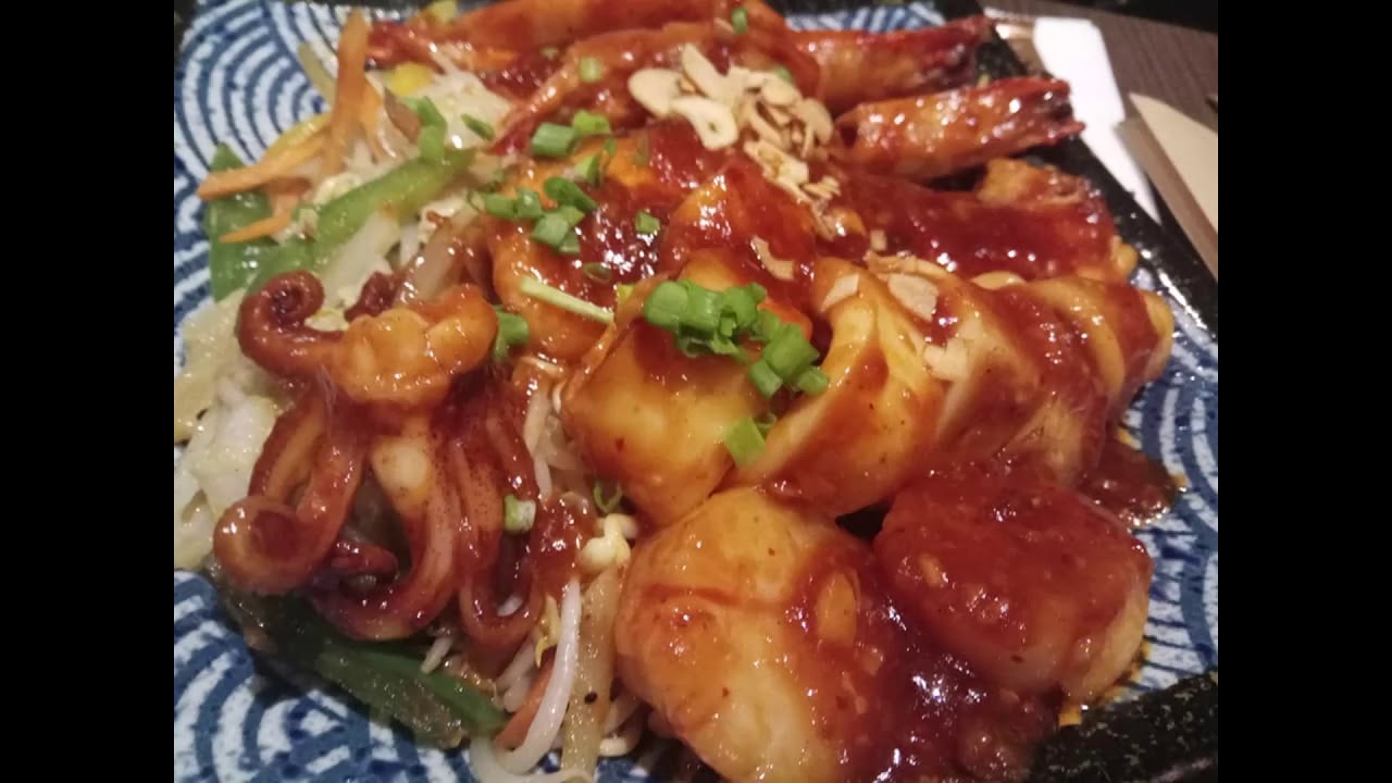 Kaizen Sushi Waterfront - Brunei - YouTube