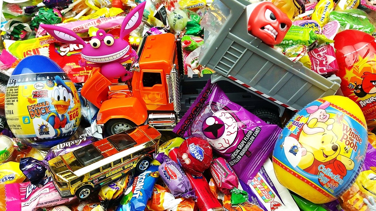 LEARN COLORS with A lot of New Candy & Surprise Eggs - YouTube